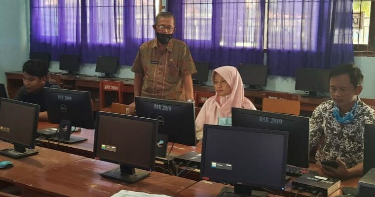 Belajar Daring, Siapkan Lab Komputer – Radar Cirebon ID