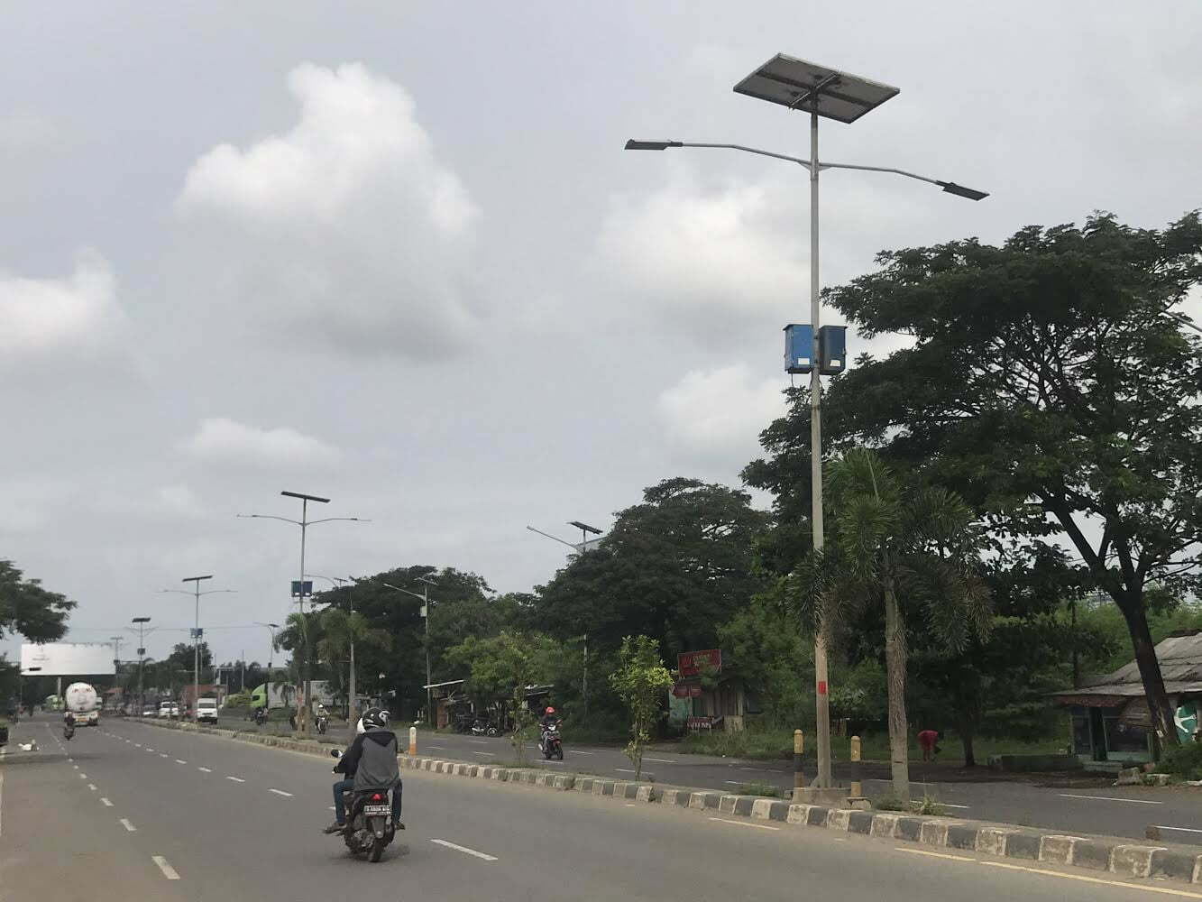 Bubarkan Kafe dan Tempat Wisata – Radar Cirebon ID