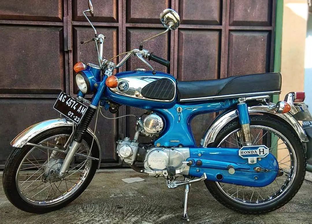 Spesifikasi Honda S 90 Motor Pertama yang Dirakit di Indonesia ...