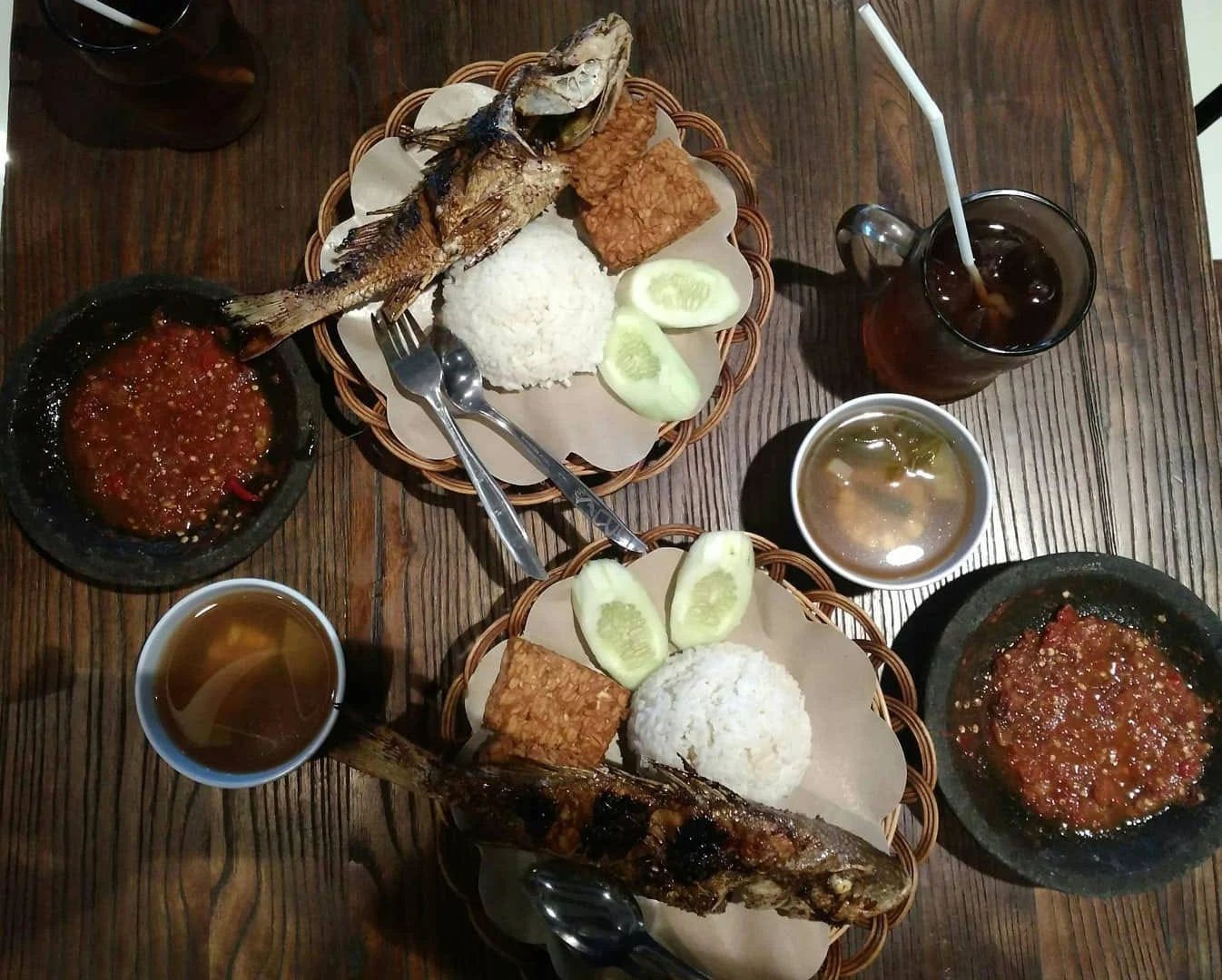 LAGI LIBURAN DI CIREBON? Ini Nih Deretan Destinasi Wisata Kuliner ...