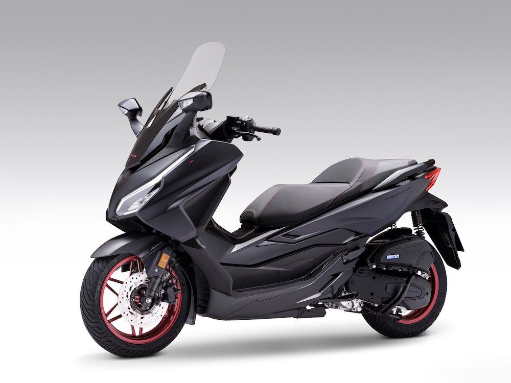 Laki Banget !! Honda PCX 250 yang Bernama Honda Forza Versi 2023 ...