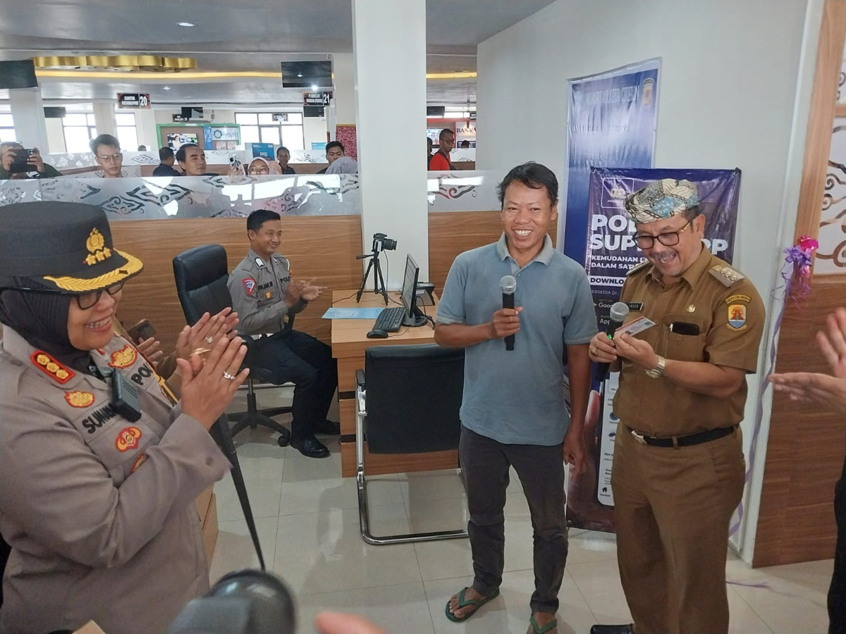 Polresta Cirebon Membuka Layanan Pembuatan dan Perpanjangan SKCK dan SIM di Mal – Radar Cirebon ID