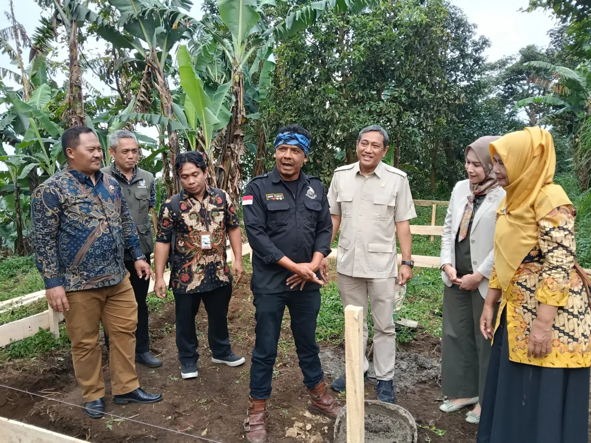 Inovasi Biogas Ubah Limbah Ternak Jadi Energi Terbarukan di Cisantana Kuningan – Radar Cirebon ID