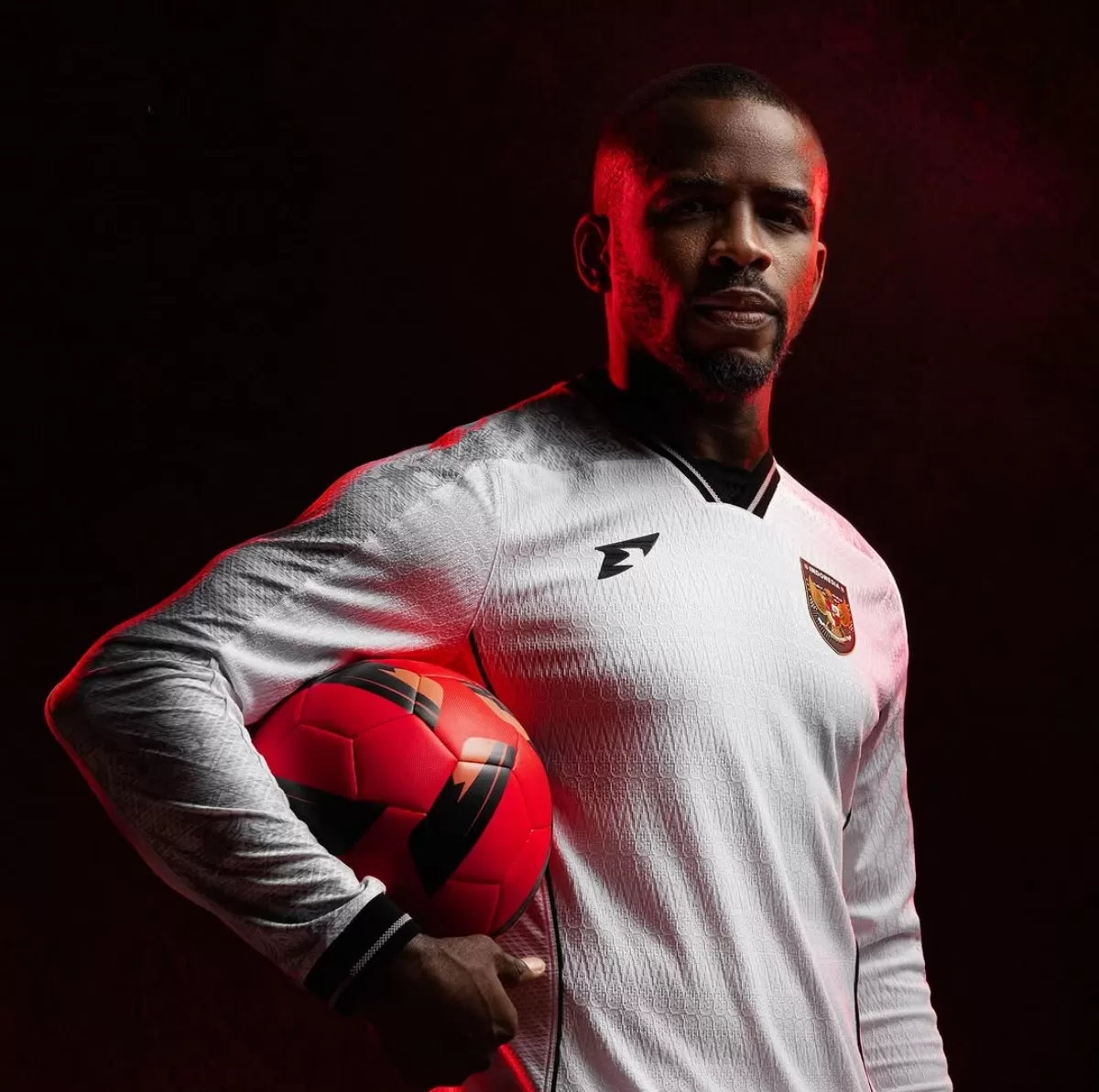7 Merek Apparel Untuk Timnas Sepak Bola Indonesia 2026, Siapa Saja ...