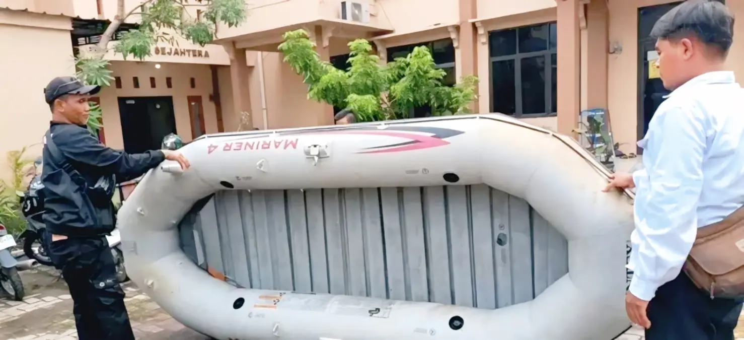Siapkan Perahu dan Pelampung, Kelurahan Kecapi Cirebon Antisipasi ...