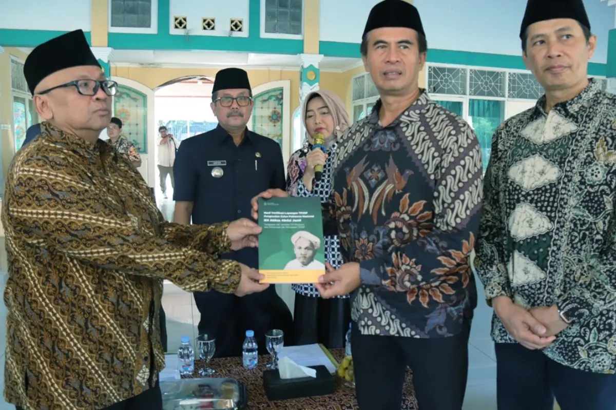Kaget Nama KH Abbas Tak Muncul Jadi Pahlawan Nasional, Bupati Cirebon ...