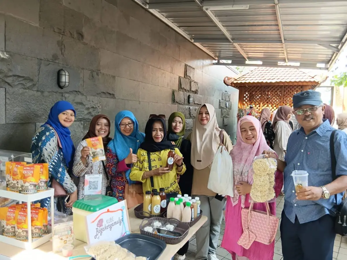 Pasar Tumaritis Hadir di Cirebon, Wadah Kreatif UMKM Lokal – Radar ...
